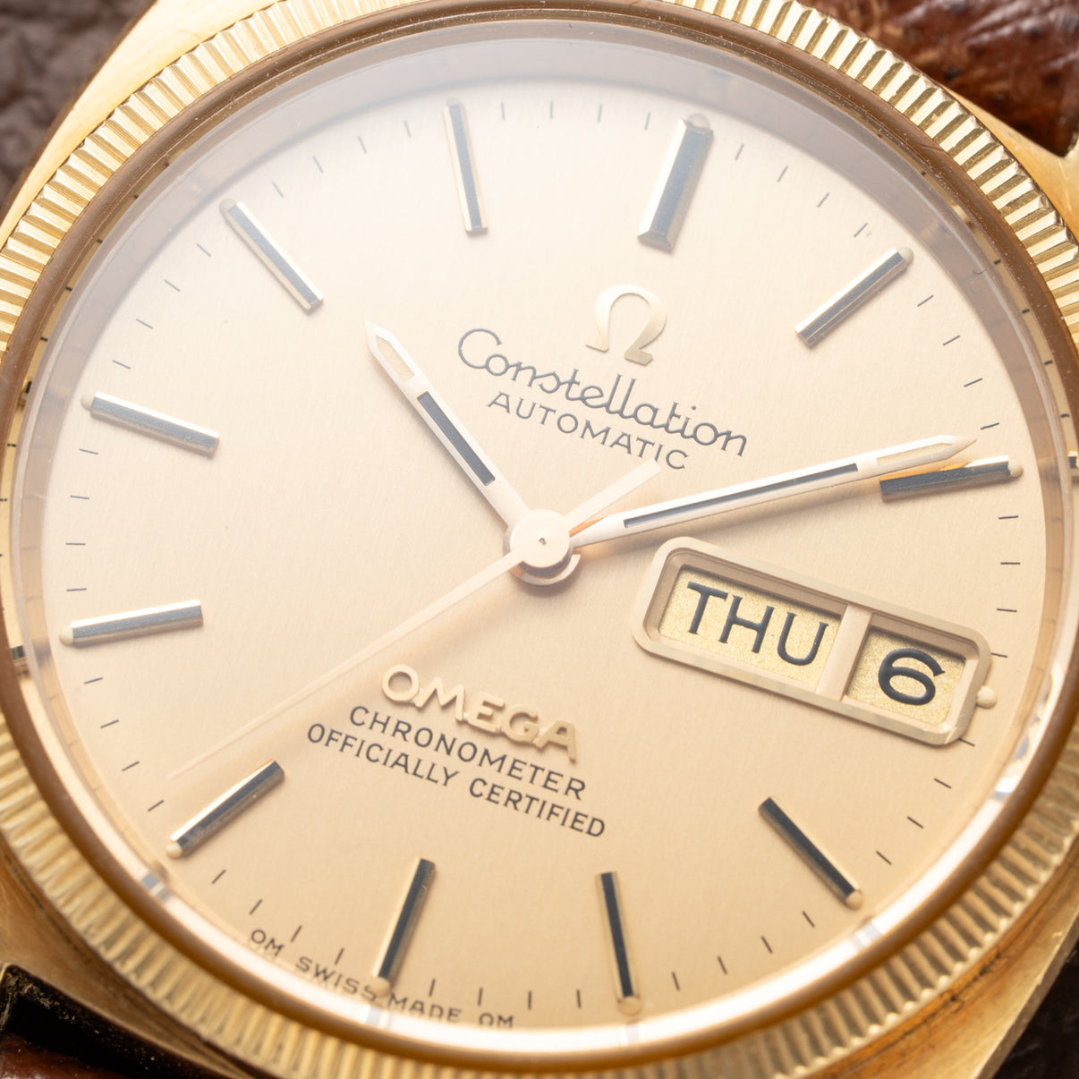 Omega Constellation C-Shape OM Dial 18K Yellow Gold Fluted Bezel Ref ...
