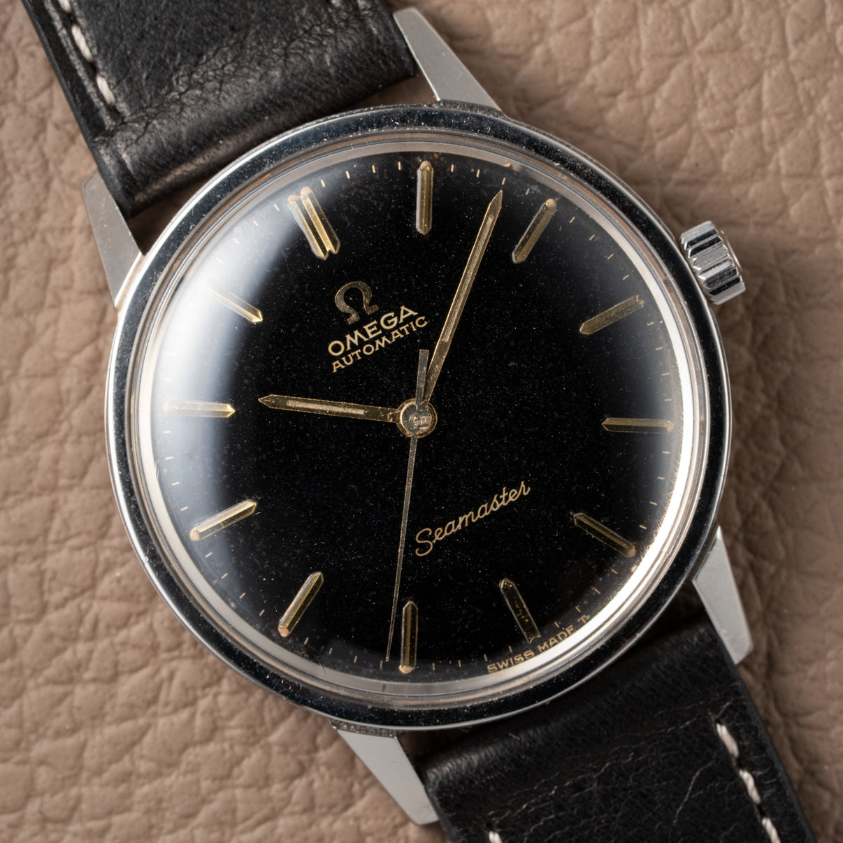 Omega Seamaster Automatic Black Gilt Dial Ref 165.002 from 1966 – Le ...